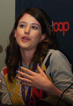 Alexandra Bracken FAQs 2025- Facts, Rumors and the latest Gossip.