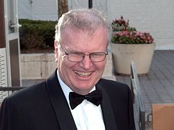 Howard Stringer FAQs 2025- Facts, Rumors and the latest Gossip.