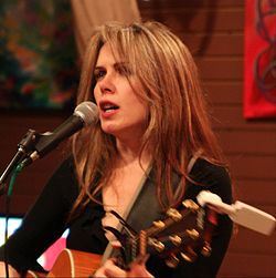 Mary Fahl FAQs 2026- Facts, Rumors and the latest Gossip.